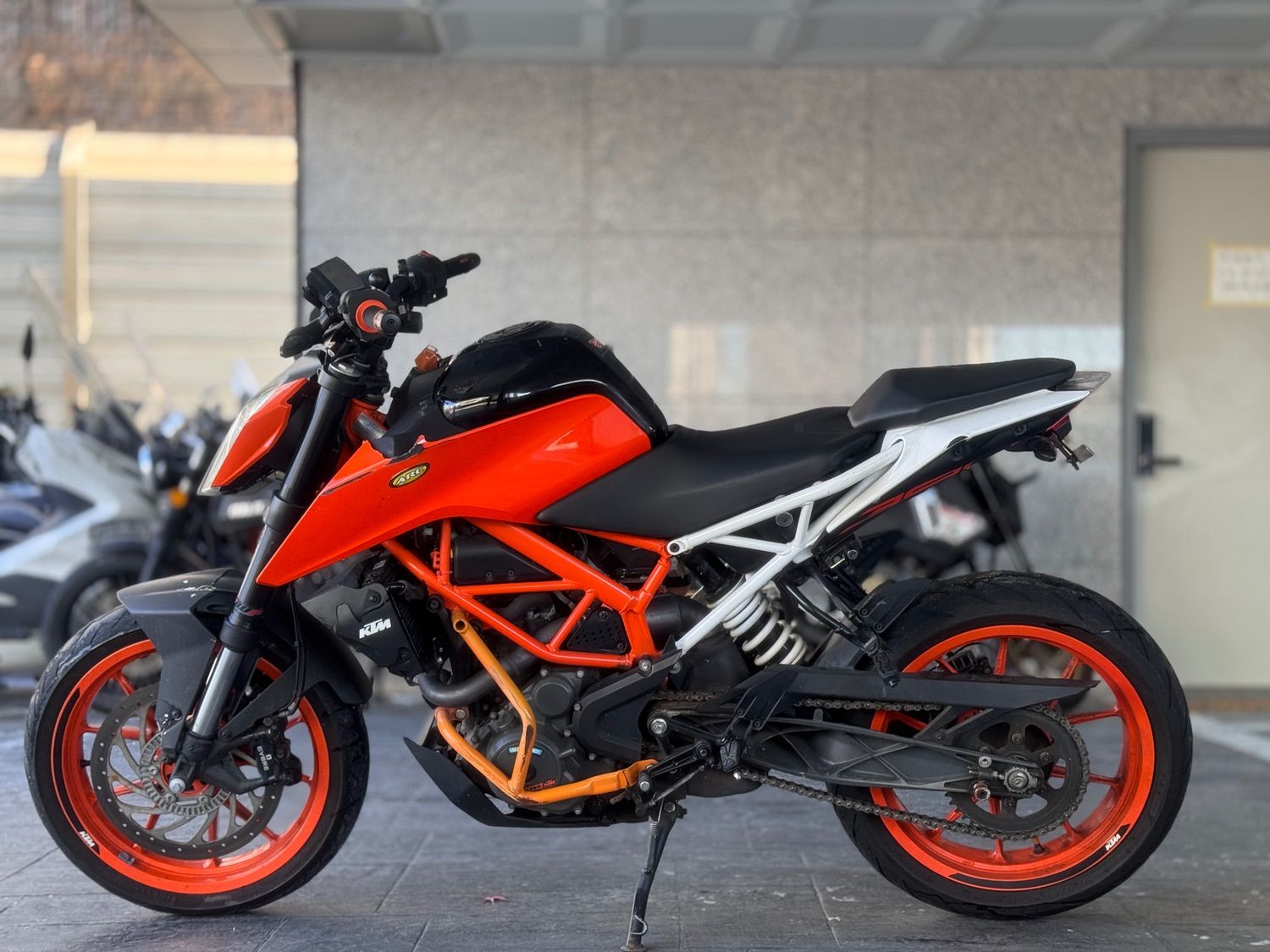 KTM 390 듀크 2018년식 개인중고 235만원 | 라이트바겐